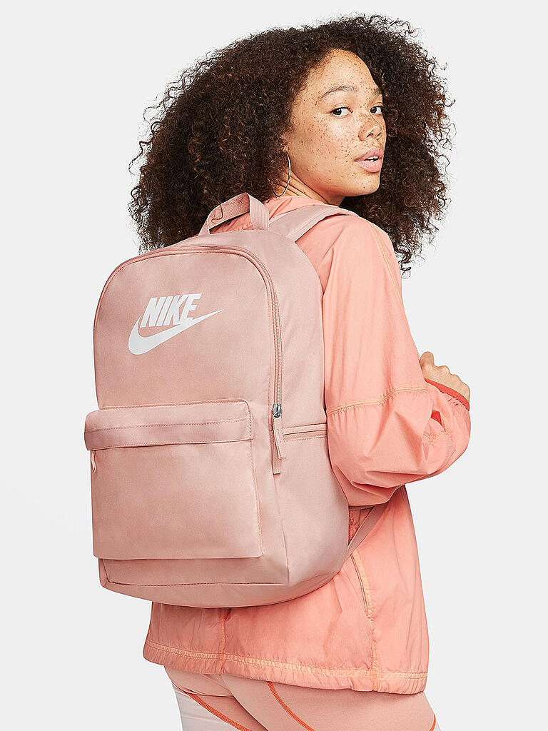 NIKE Rucksack Heritage rosa